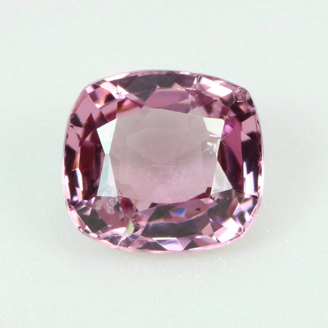 1.00 Ct Spectacular ! Ultra Rare UV Color Change Spinel From Burma - Etsy