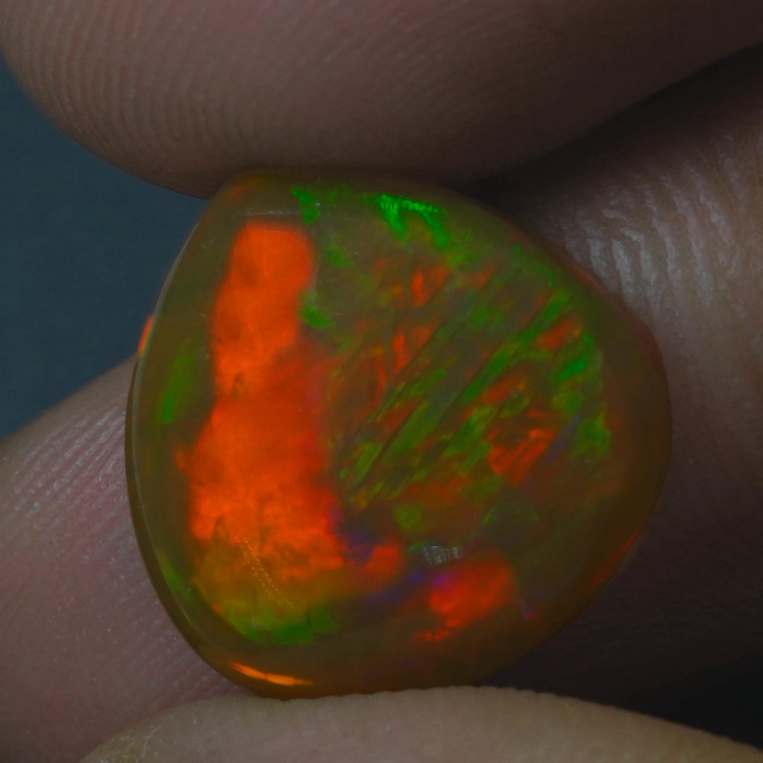 5.89 CT Catching-fire Cloudy Pattern 100% Natural White Opal Cab - Etsy