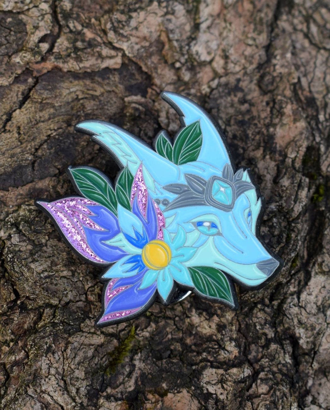 Vulpine Familiar Fox Soft Enamel 40mm Pin - Etsy