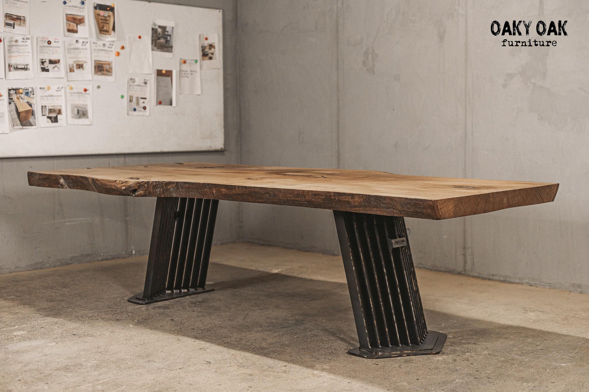Oaky oak furniture store