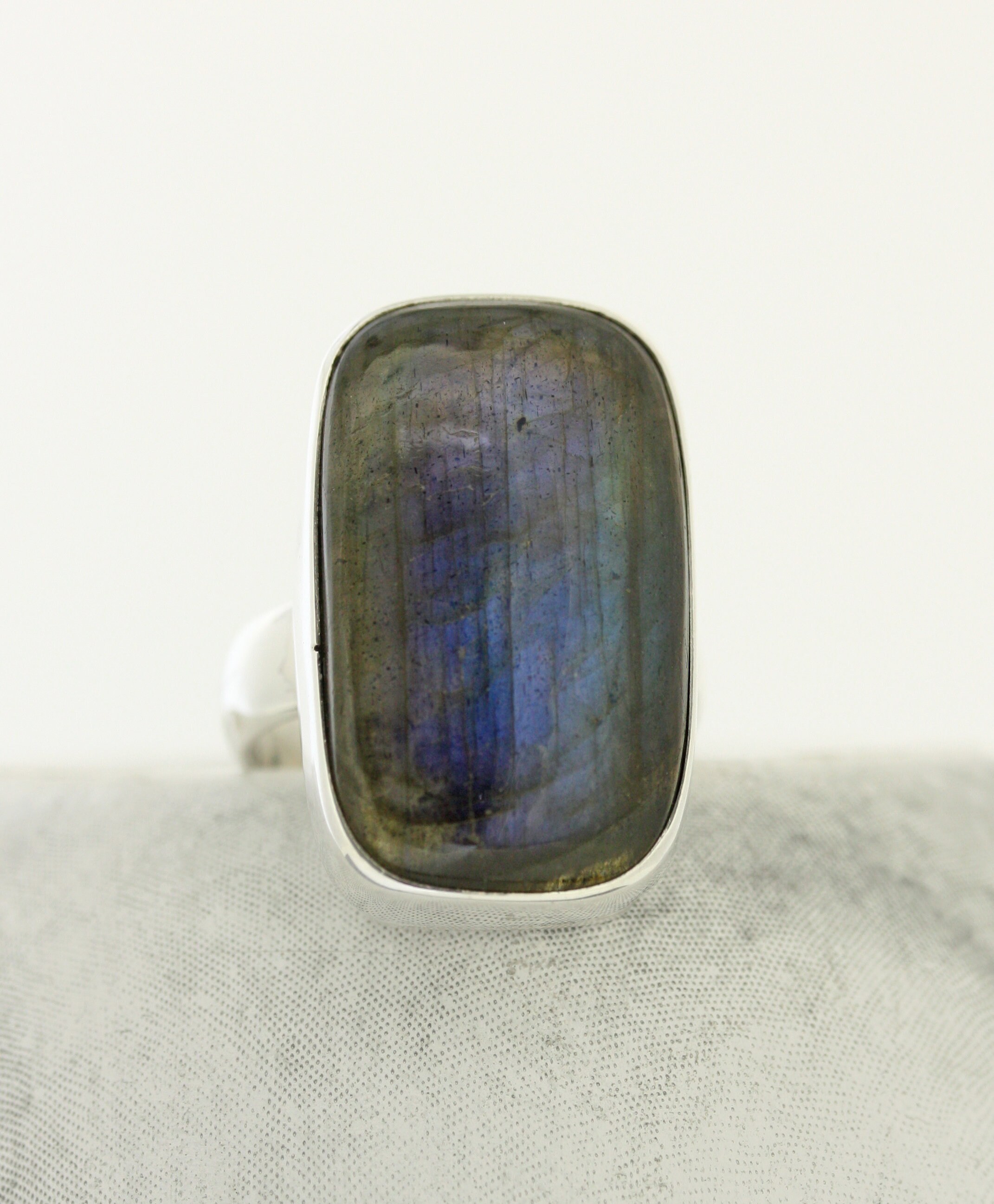 Labradorite Ring / Oval OOAK Labradorite Ring / Real | Etsy