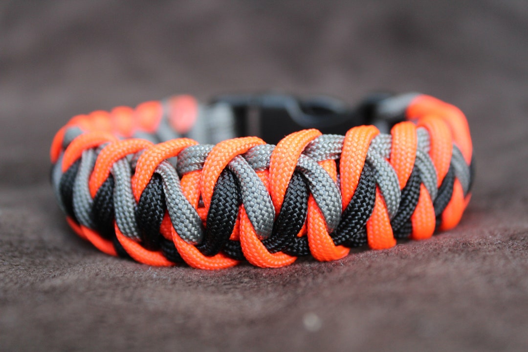 Cascading Ladders Custom Paracord Bracelet - Etsy