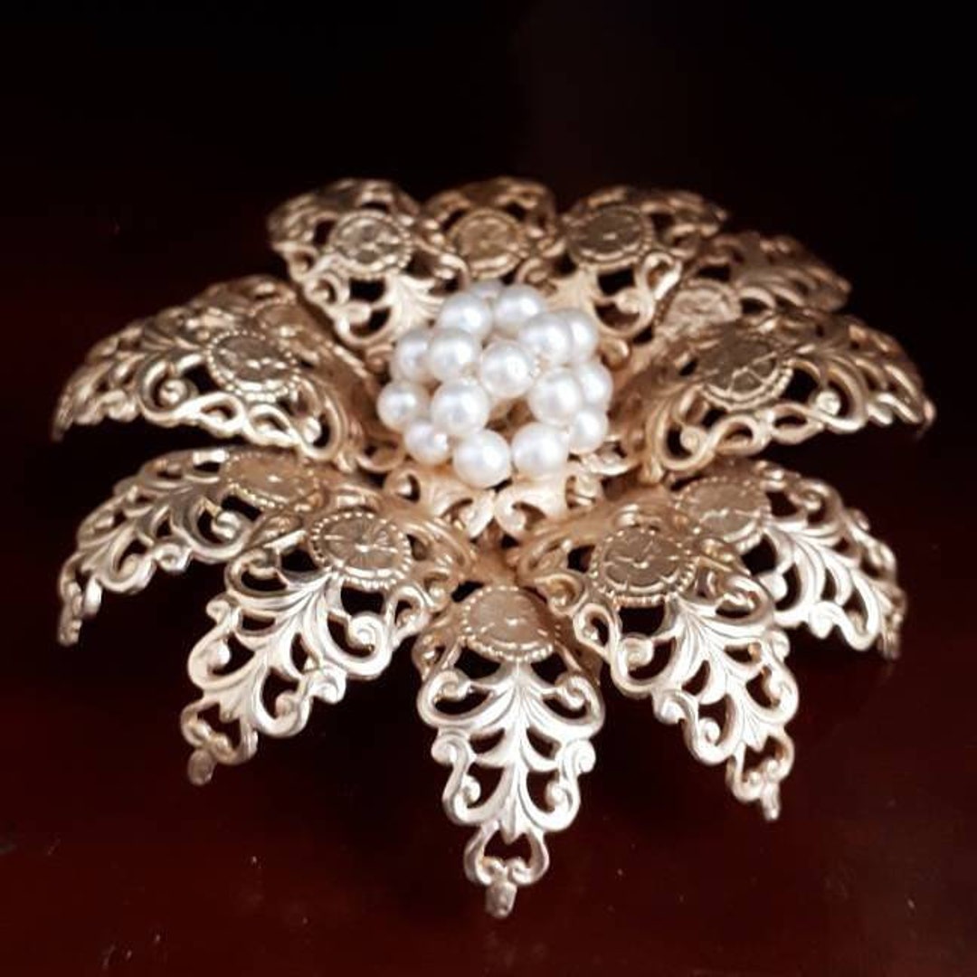Vintage Victorian Style Gold Tone Flower Brooch With Faux Pearls - Etsy