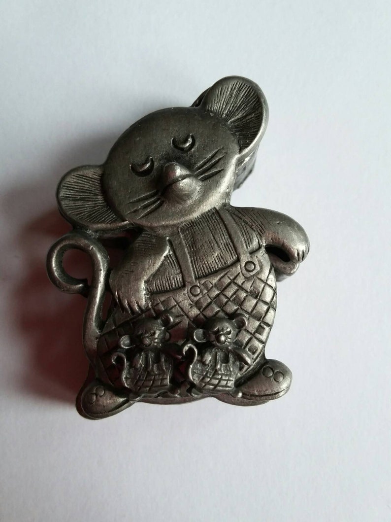 Gorgeous vintage set of mouse shape jewelry in trinket box by | Etsy