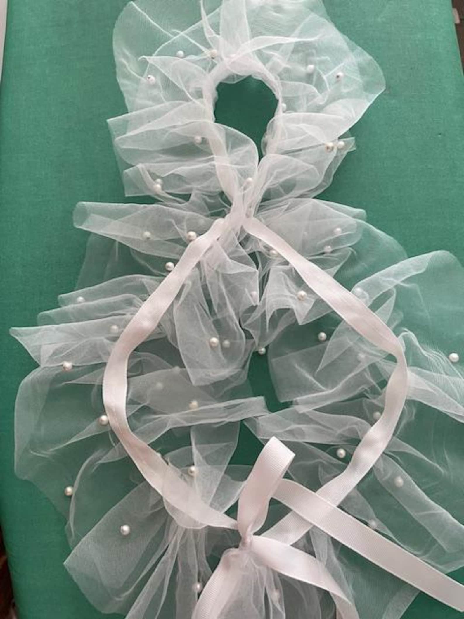 Bridal Emergency! Wrist Loop Train Bustle, Wedding Train Loop Bracelet ...