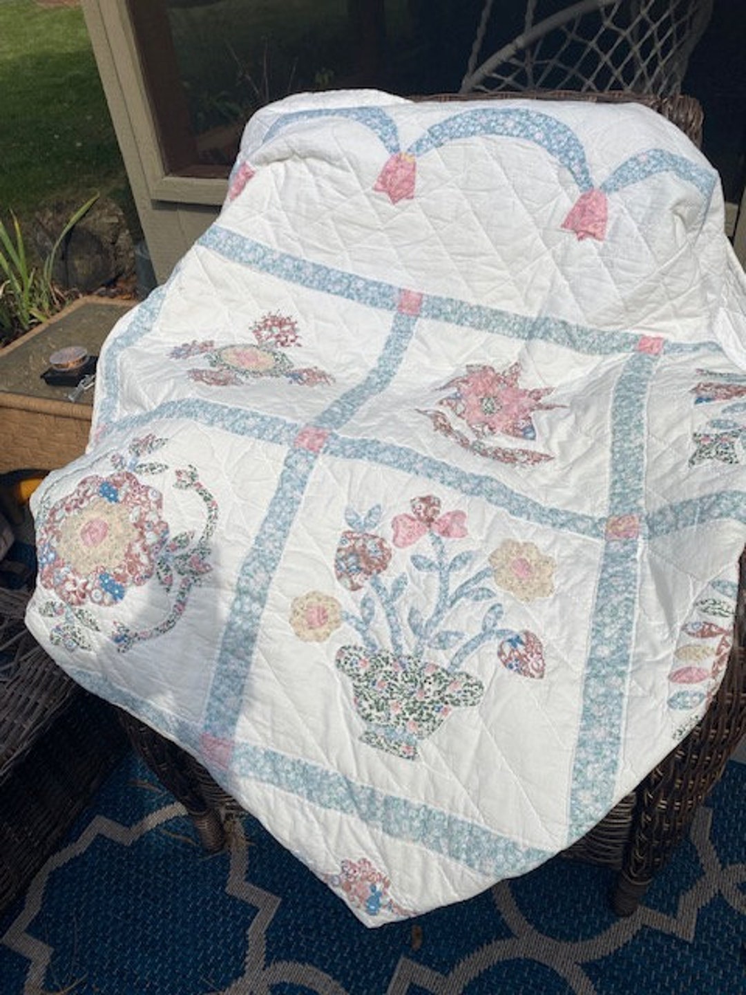 Vintage Quilt Beautiful Applique Handsewn Quilt - Etsy