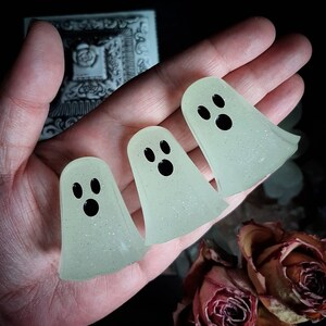 Glow-in-the-dark Ghost Shorty - Etsy