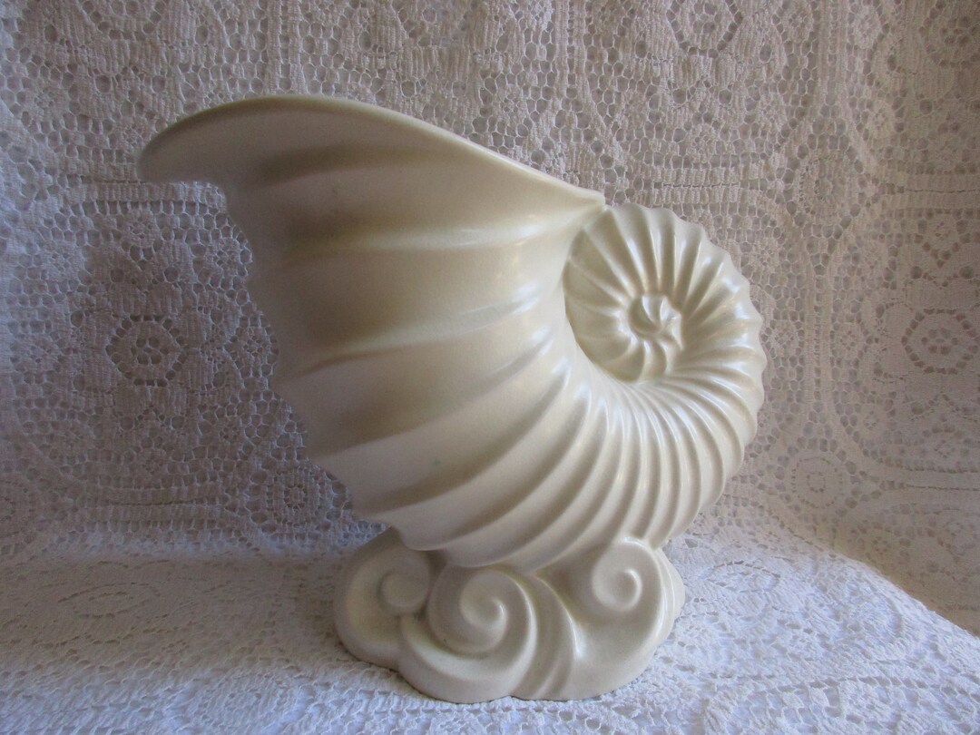 Vintage BESWICK NAUTILUS SHELL Vase - Art Deco - Pattern 1186 - Etsy