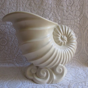 Vintage BESWICK NAUTILUS SHELL Vase Art Deco Pattern 1186 - Etsy