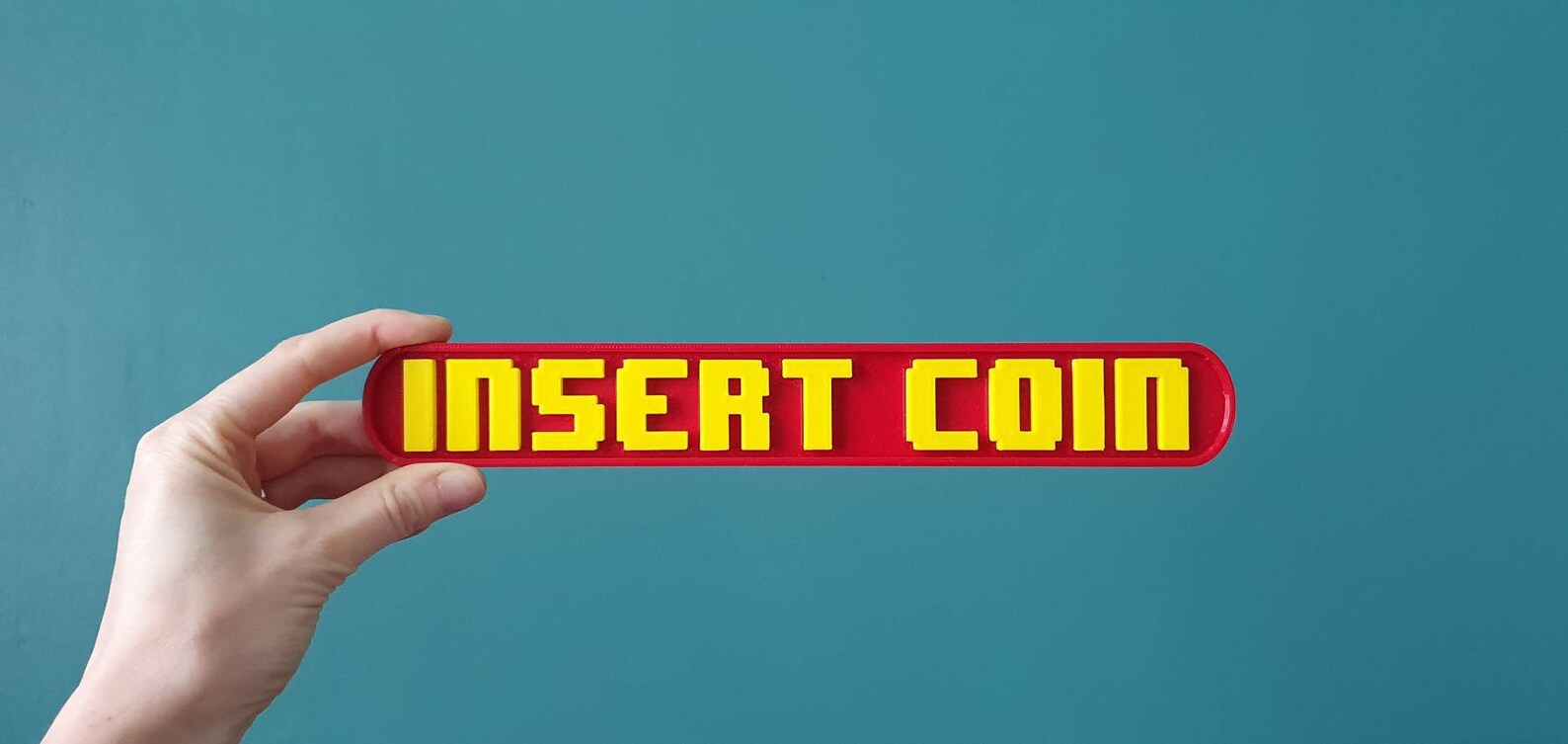 Insert Coin Retro Sign - 3D Printed Sign - 3D Printed Desk Topper ...