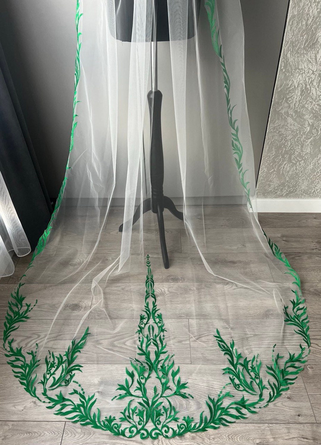 Forest Wedding Veil Green Leaves Veil Botanical Green Leaf Garden Veil ...