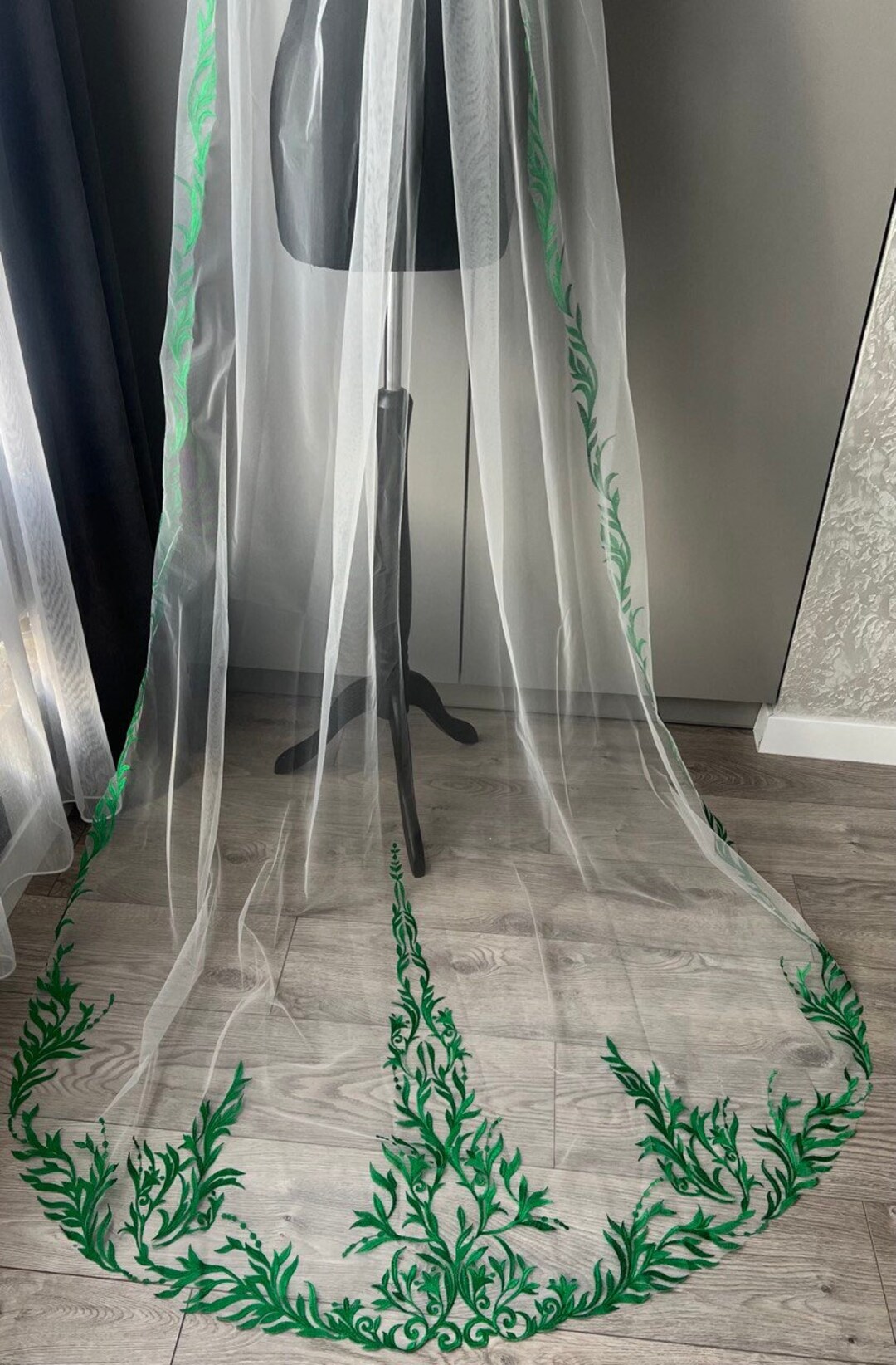 Forest Wedding Veil Green Leaves Veil Botanical Green Leaf Garden Veil ...