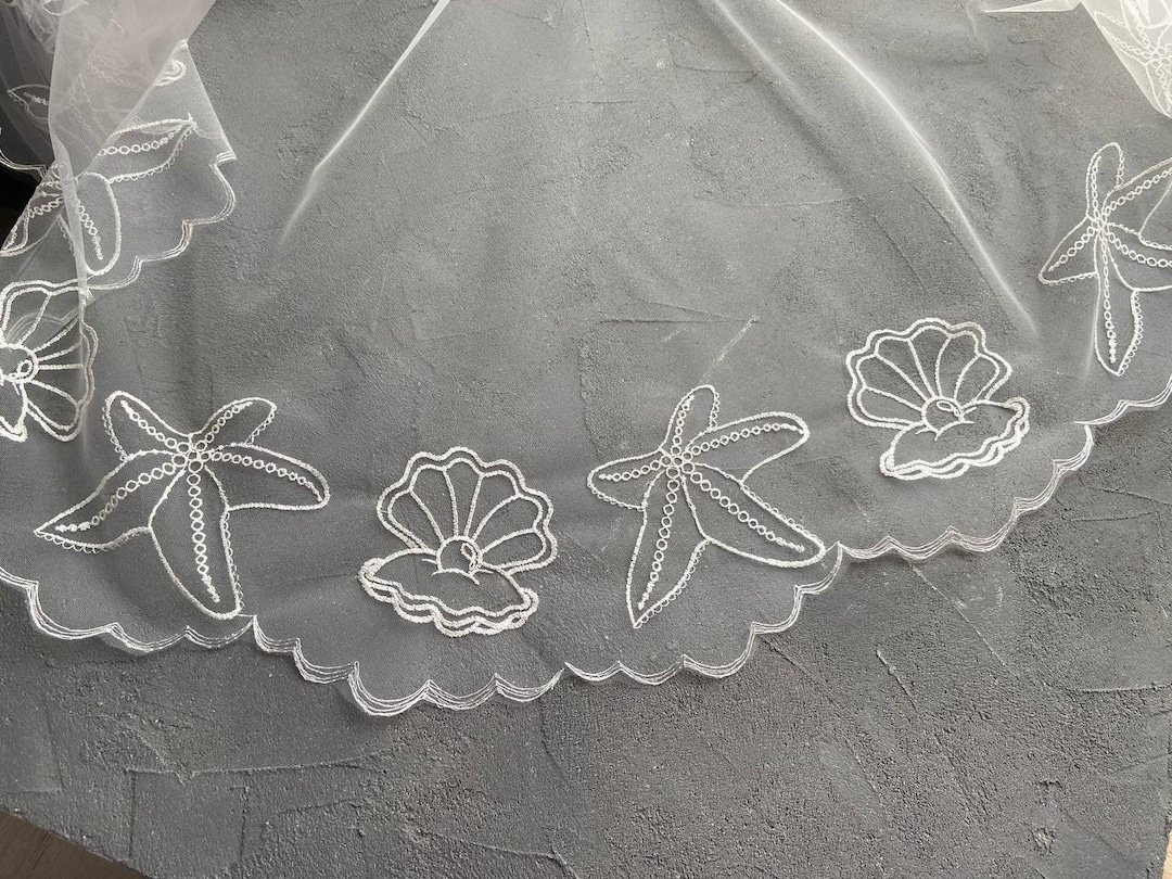 Beach Wedding Veil Sea Shell Veil With Starfish Simplicity Cathedral ...