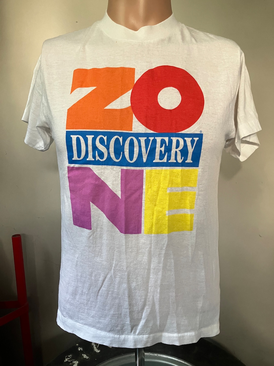 Vintage Discovery Zone Logo T-shirt M 90’s - Etsy