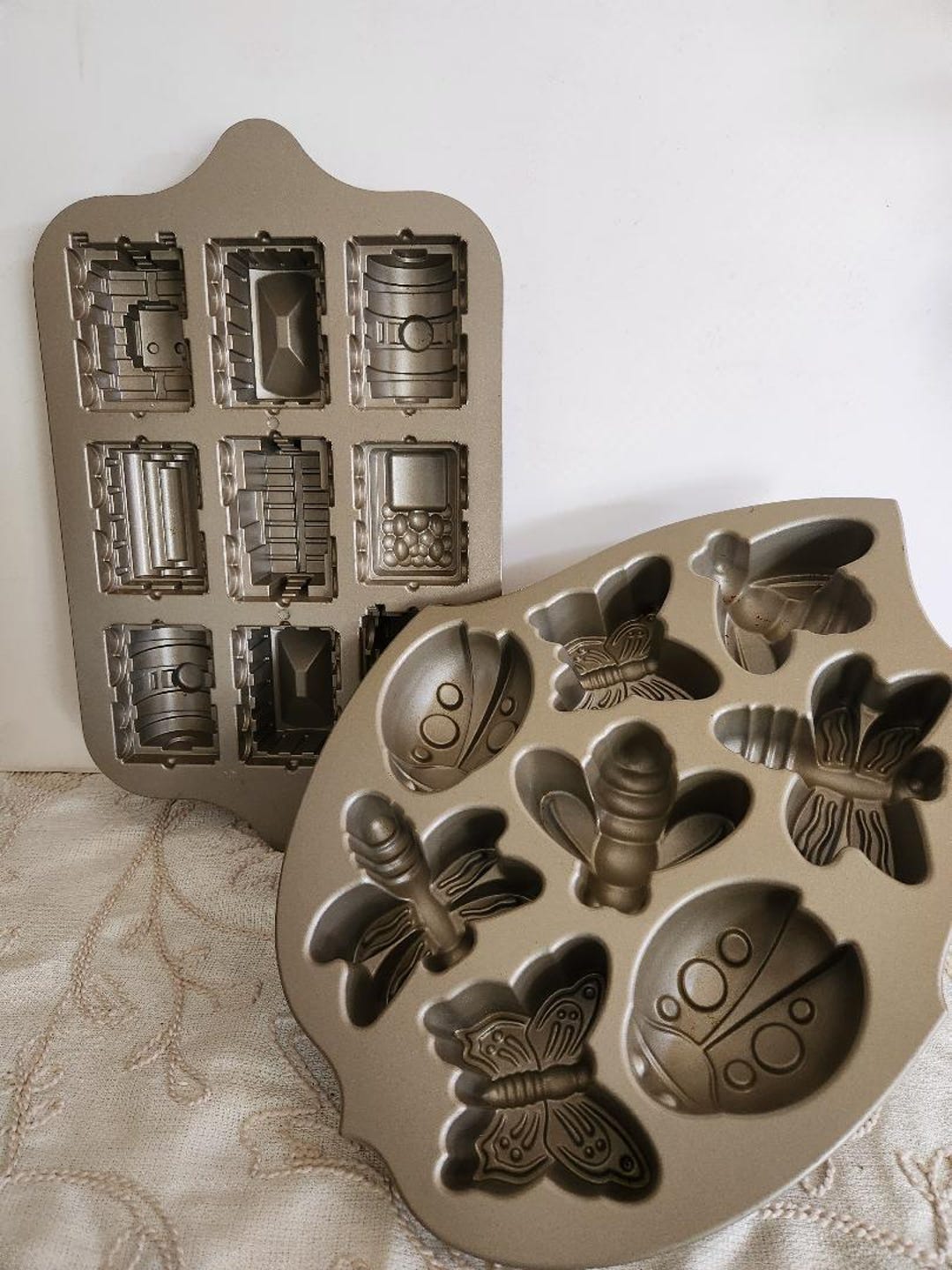 Backyard Bugs and Train Nordic Pans - Etsy