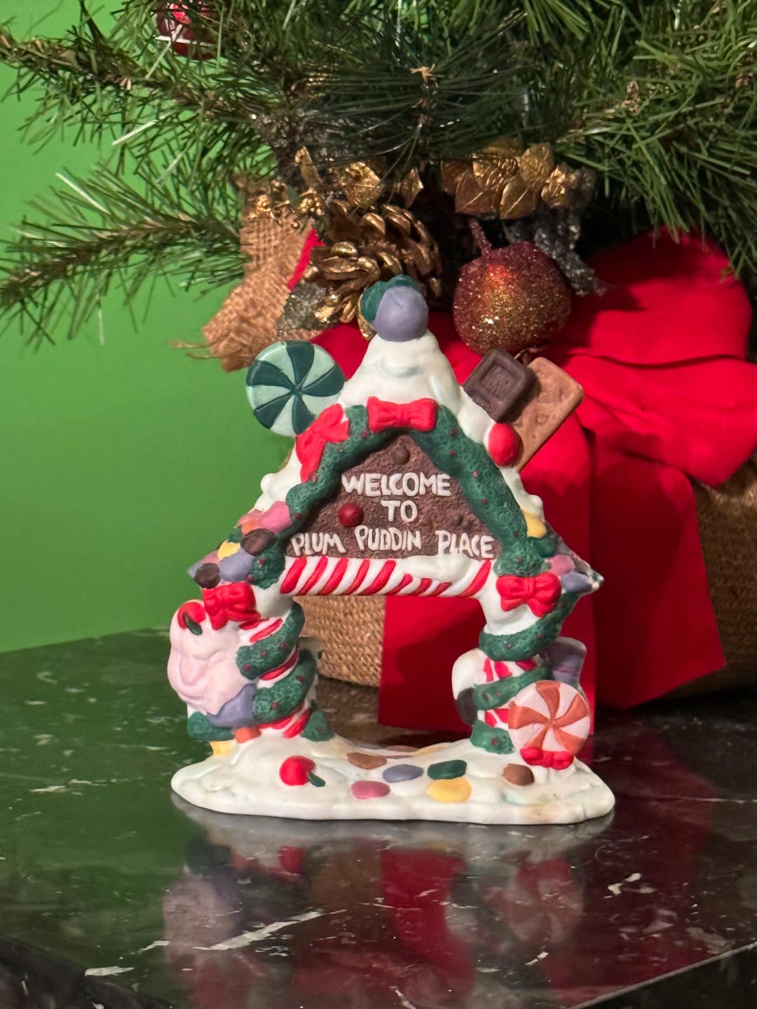 Plum Puddin Place Welcome Arch Welcome to Plum Puddin Place Christmas ...