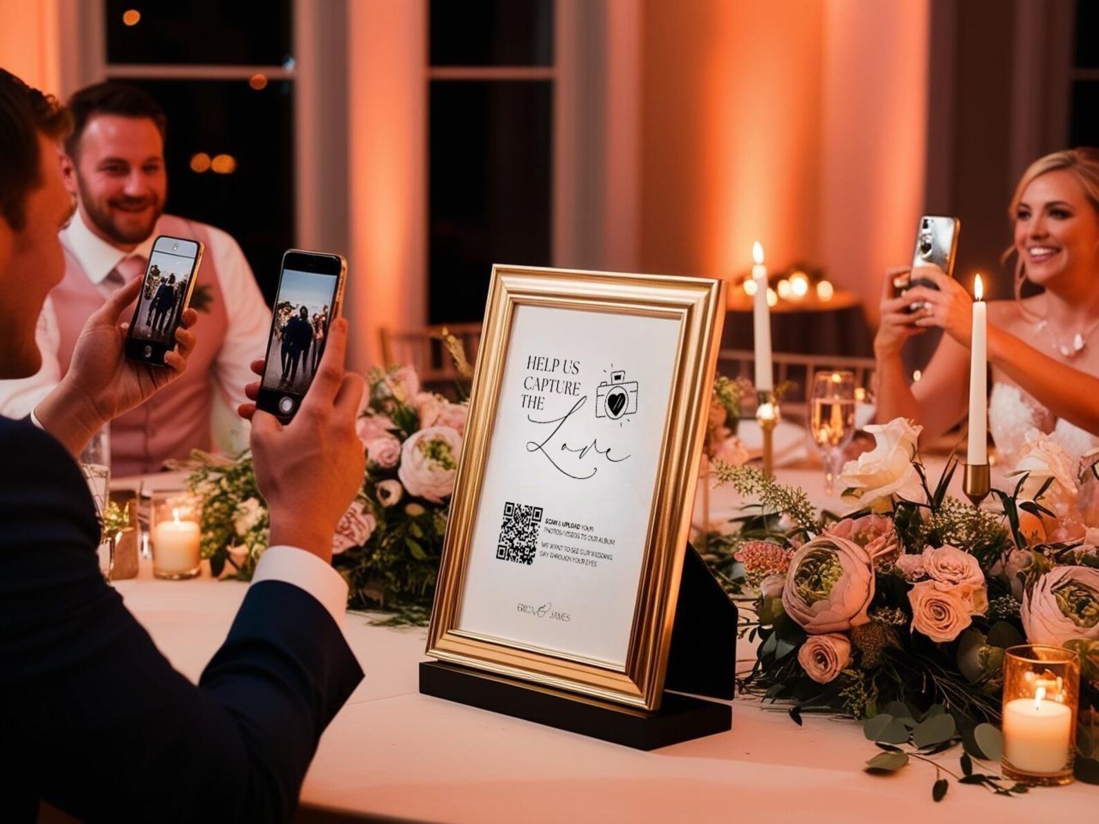Capture the Love QR Code Wedding Sign, Minimalist Capture the Love Card ...