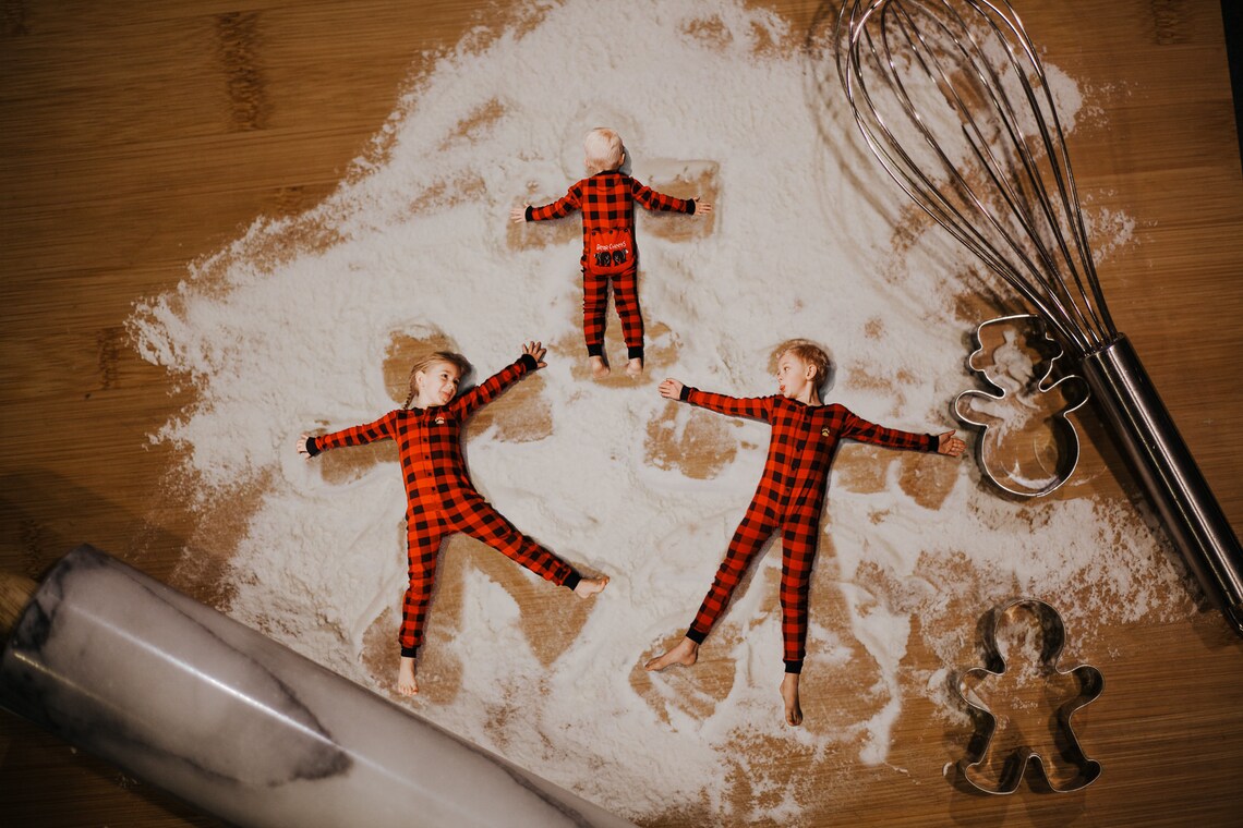 Christmas Baking Snow Angels Digital Backdrop - Etsy