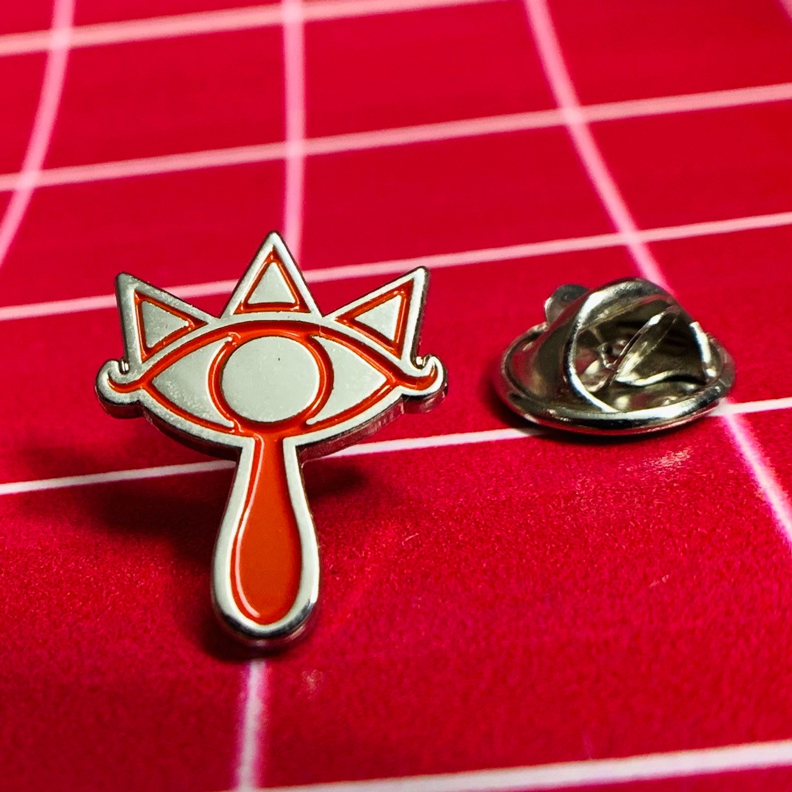 Sheik Sheikah Symbol Enamel Lapel Pin Zelda / Super Smash - Etsy