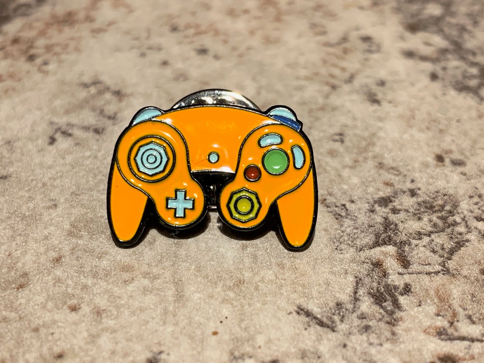 Nintendo Gamecube Controller Enamel Lapel Pin in 6 Colors - Etsy