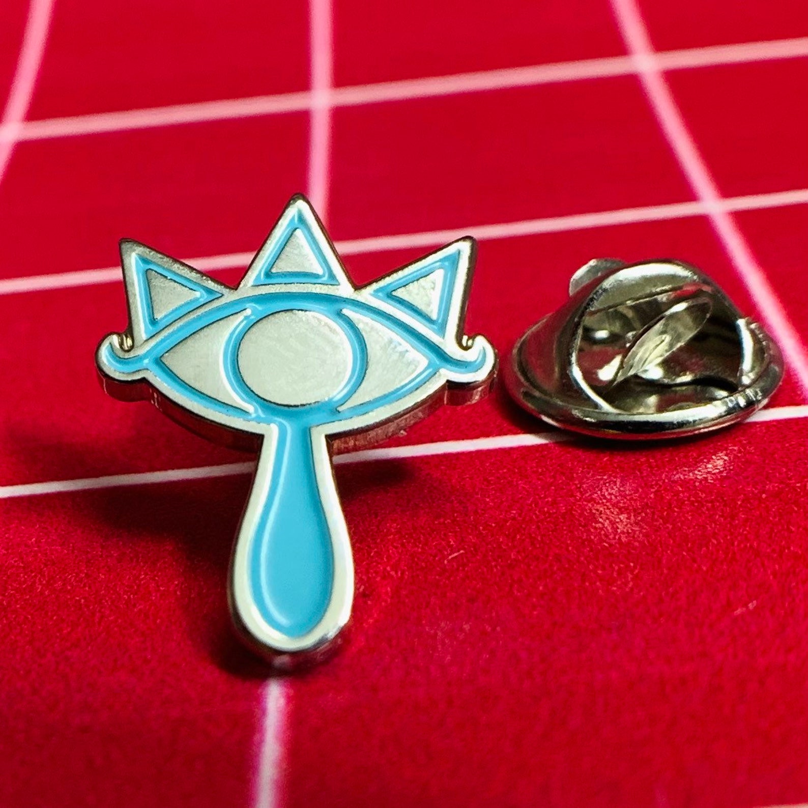 Sheik Sheikah Symbol Enamel Lapel Pin Zelda / Super Smash - Etsy