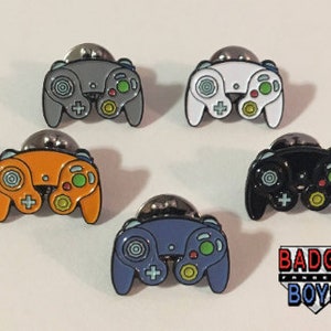Nintendo Gamecube Controller Enamel Lapel Pin in 6 Colors - Super Smash ...