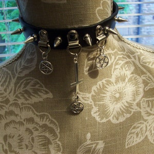 Kawaii Pastel Nu Goth Gothic Witchy Black Metal Occult Satanic Inverted ...