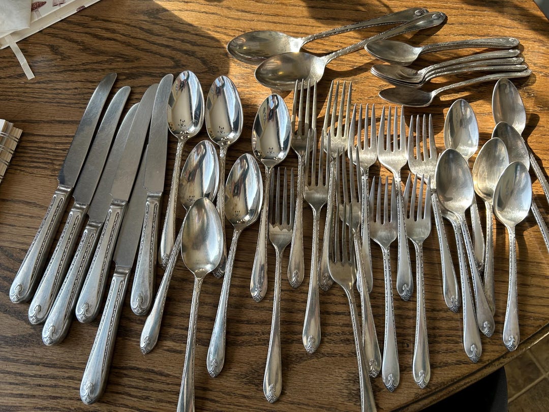 Wm. Rogers & Sons Silver Plate Flatware Set Exquisite, Service for 6 Plus Extras. - Etsy