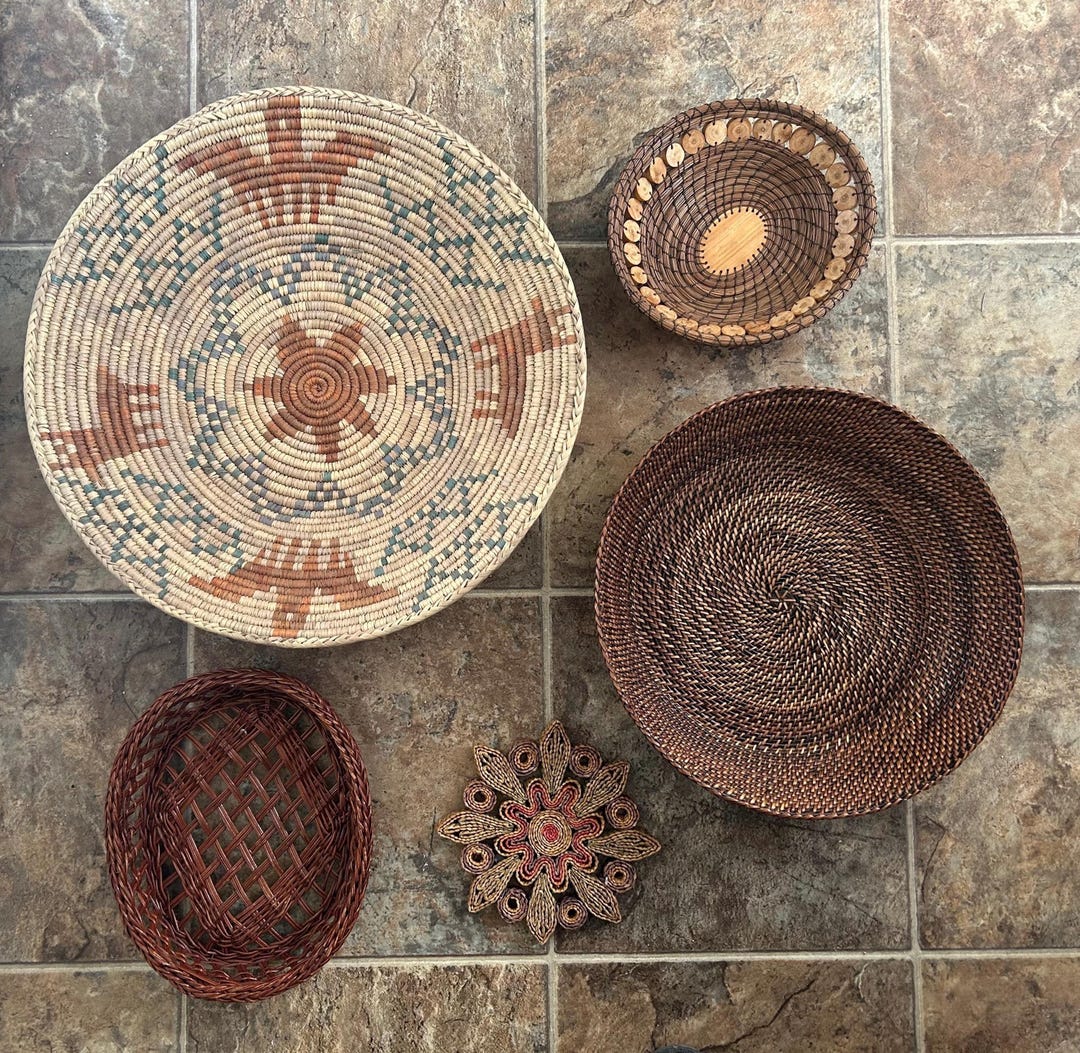 Vintage Basket and Trivet Wall Collection. Set of 5. - Etsy