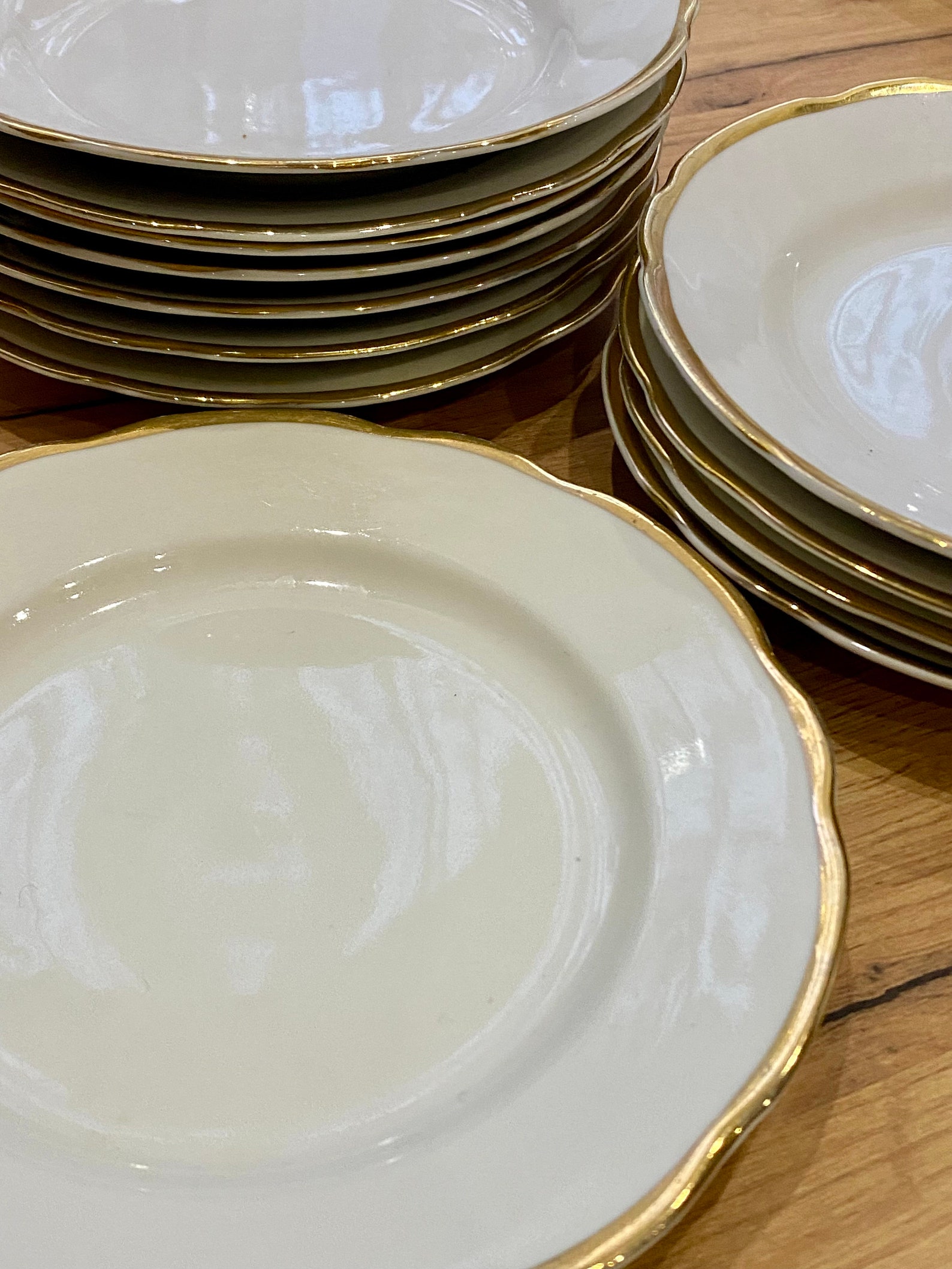 Retro USSR Dinner Plates, Set of 12, White With Gold Border - Etsy