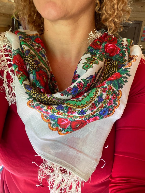 Retro Wool headscarf, vintage Russian headscarf old-t… - Gem