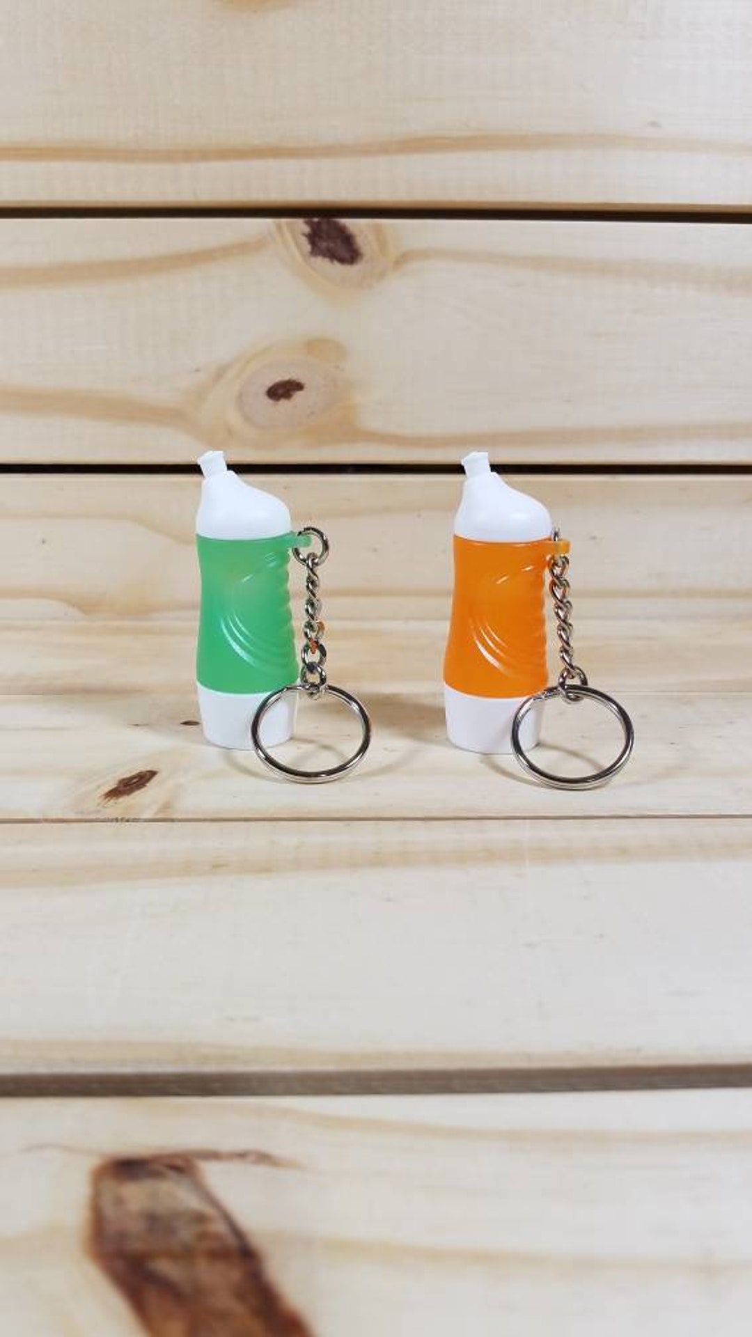 Tupperware Keychain ~ Vintage Tupperware Sports Drink Keychain. New ...