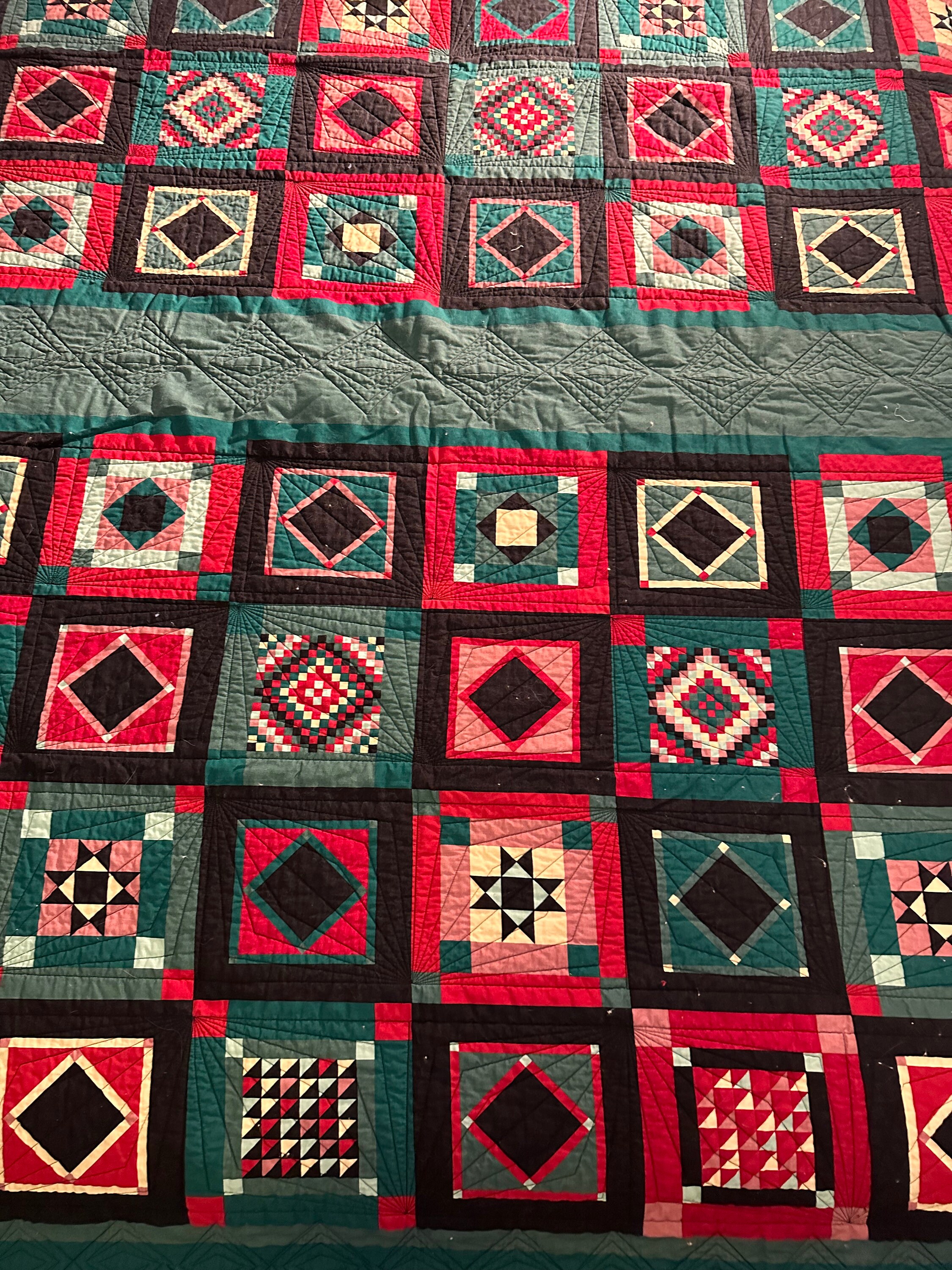 Green and Maroon Geometric Queen Size Quilt - Etsy