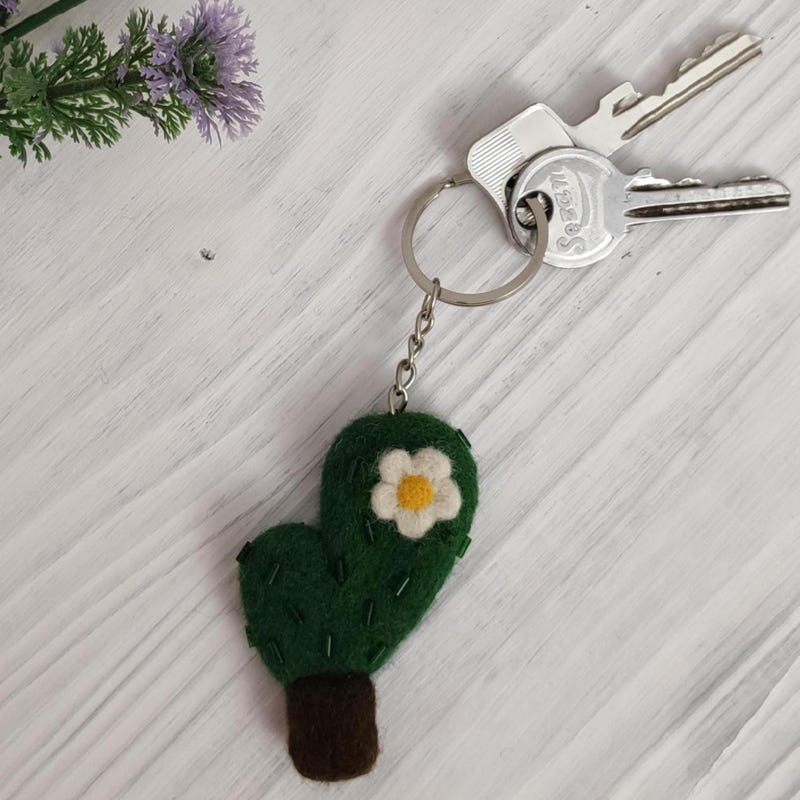 Felt Key Chain - Etsy