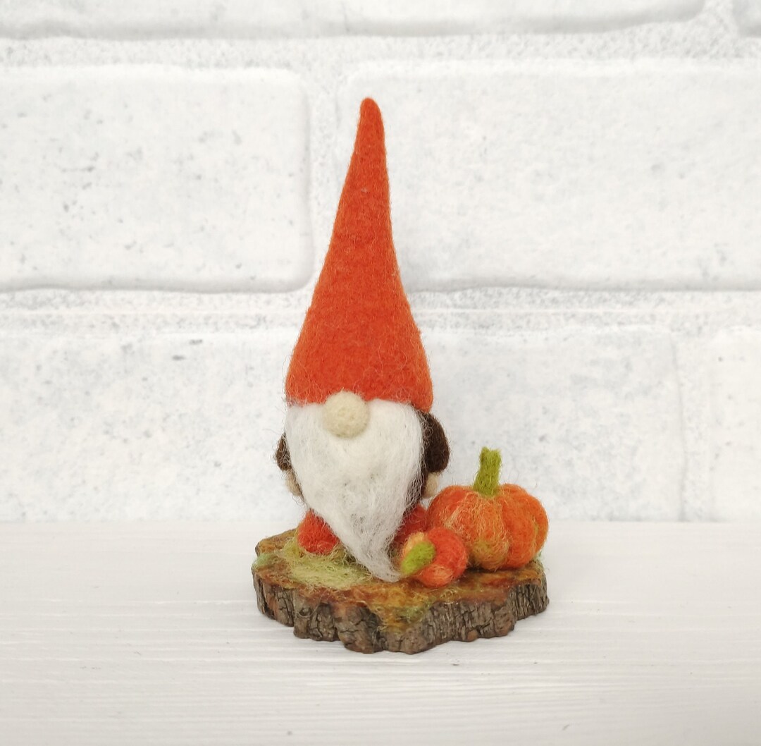 Felted Wool Gnome and Pumpkins, Halloween Fall Gnome Art, Needle Felt ...