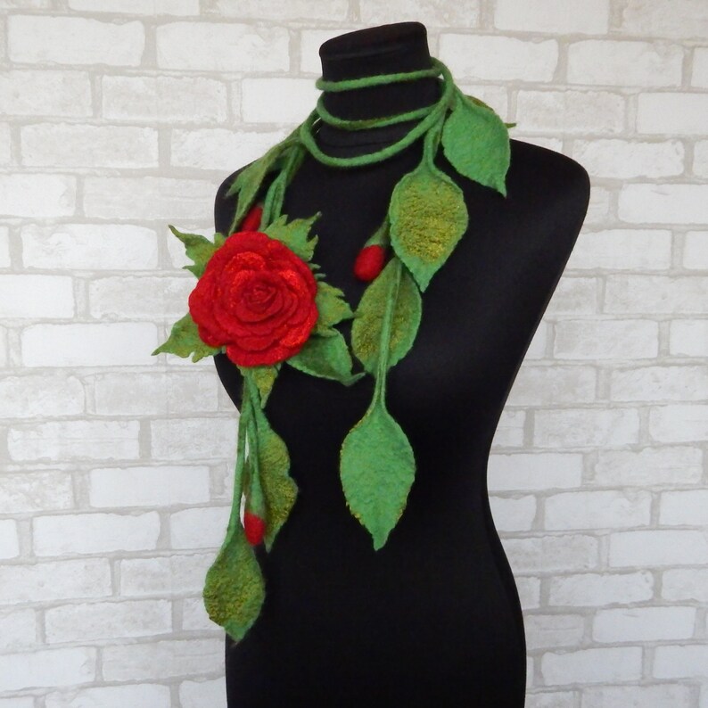 Felt Wool Floral Scarf Dark Red Rose Lariat Flower Bouquet - Etsy