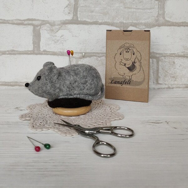 Mouse Pincushion - Etsy