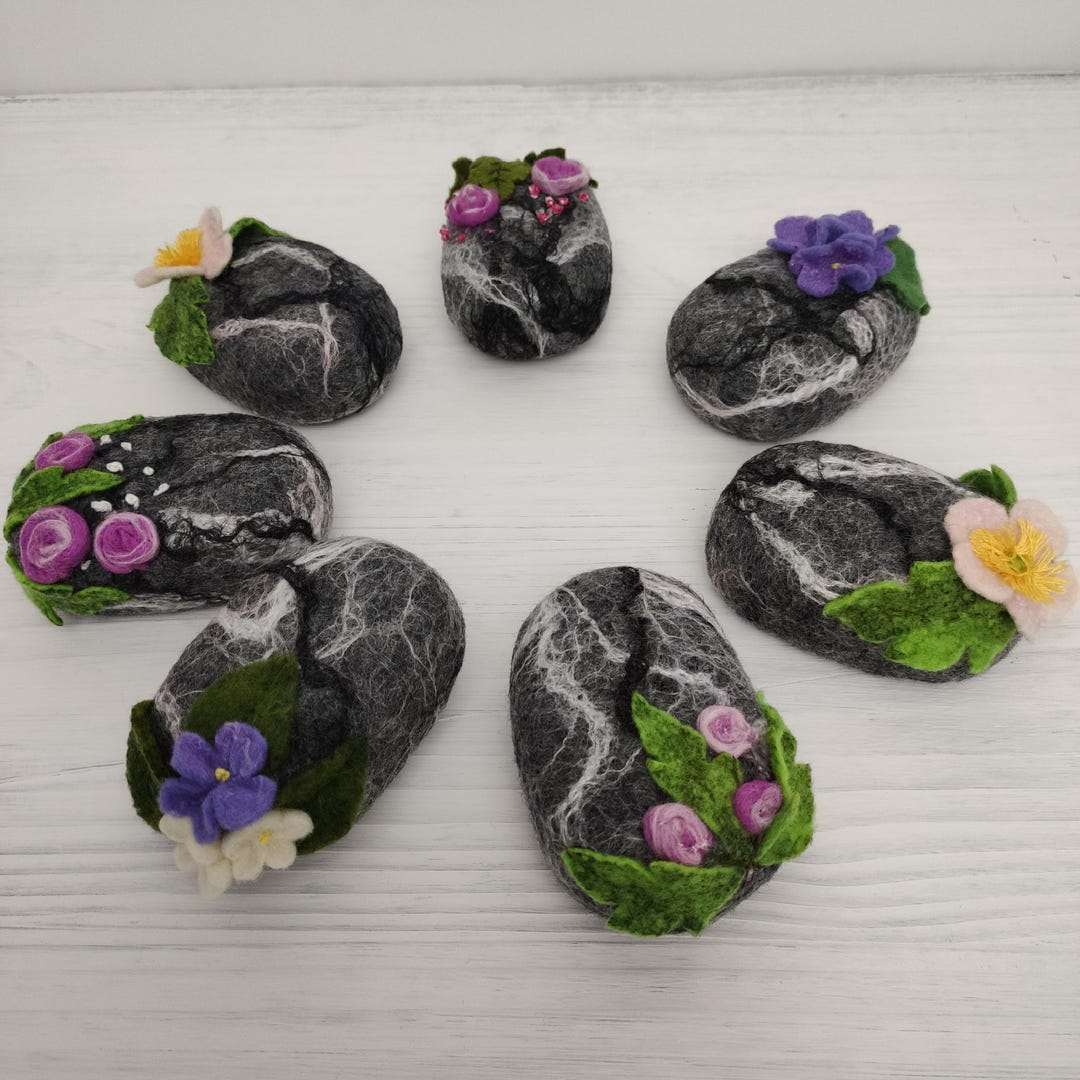 Felted Wool Pin Cushion, Floral Needle Holder, Handmade Embroidered ...