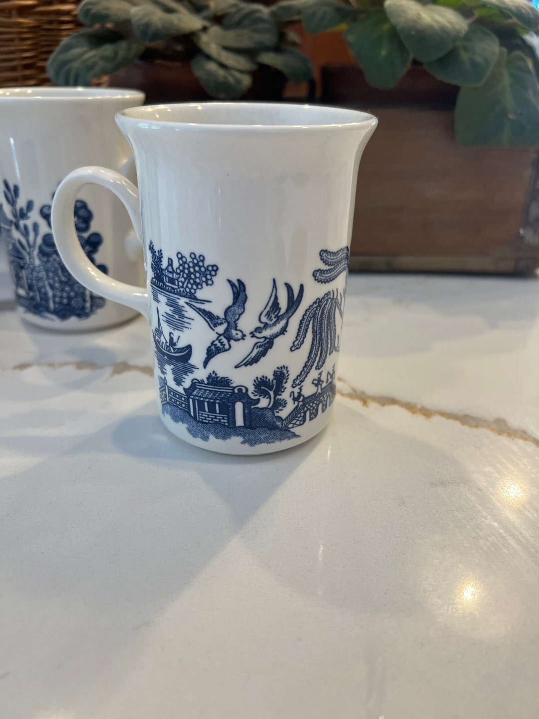 Vintage Blue Willow Coffee Mugs - Churchill Blue and White Transferware ...