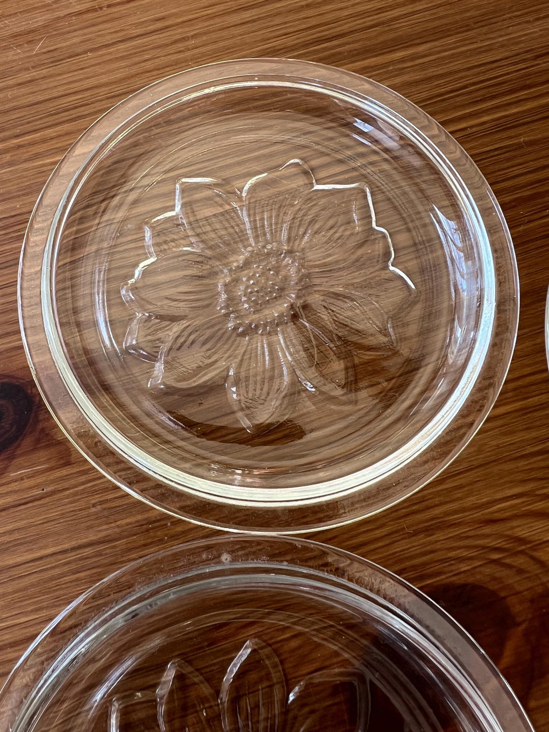 Vintage Pressed Glass Daisy Coasters - MCM Floral Set of 4 - Etsy