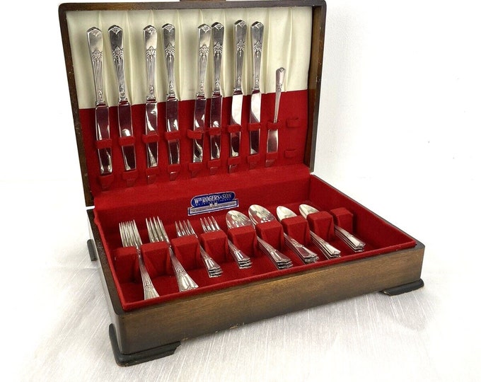 Flatware, WM Rogers, Silver Plate, Complete Set 8, Guild, Cadence, 1932 ...