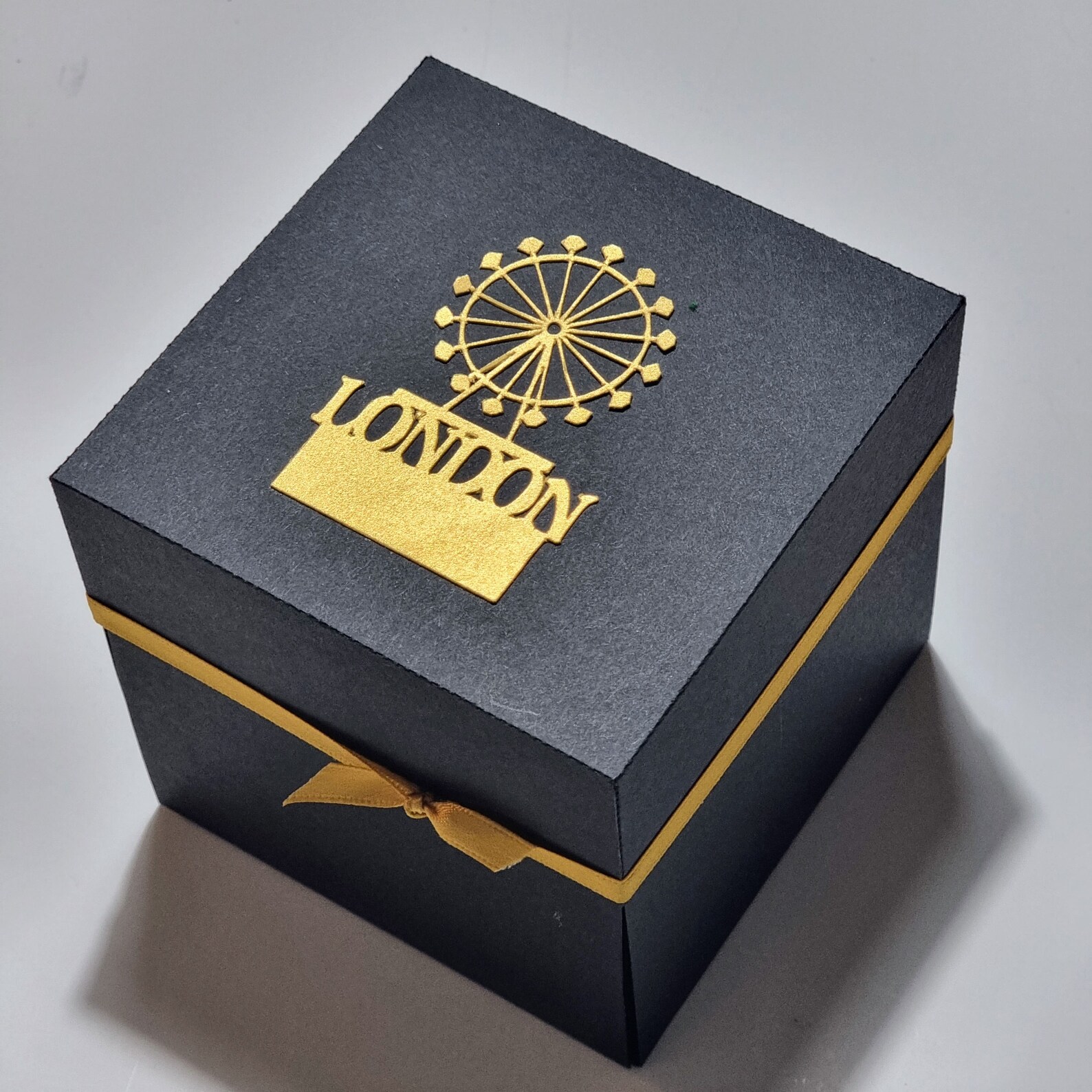 Exploding Trip Reveal Box Surprise LONDON Trip Birthday - Etsy UK