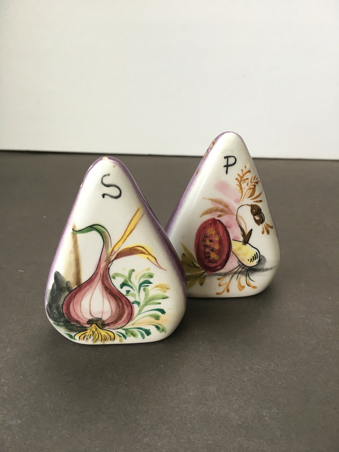 Italian Made Salt & Pepper Shakes With Onion Tomato Designs - Etsy