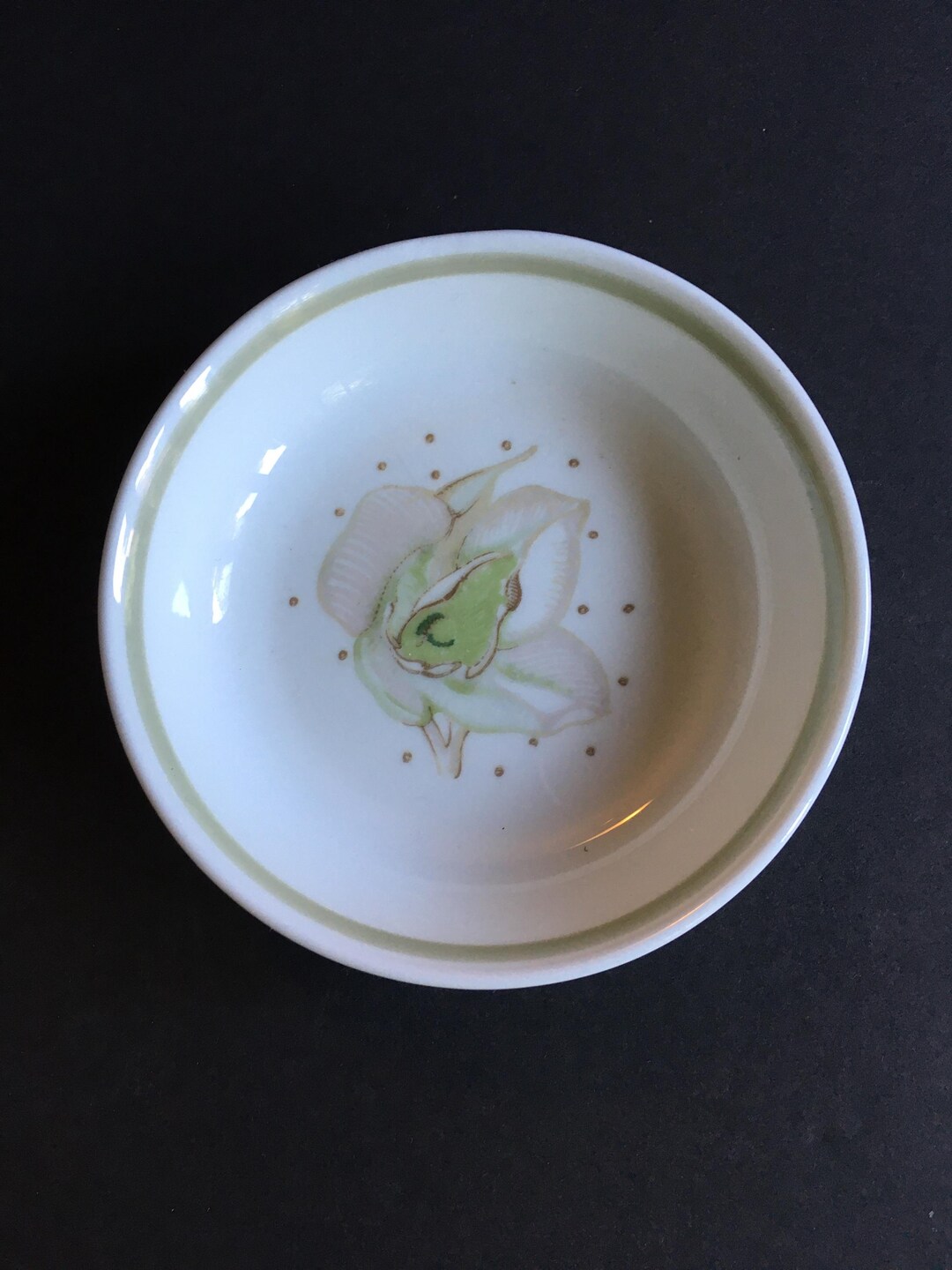 Susie Cooper Fine Bone China Wedgwood Round Dish With Pale Green Band ...