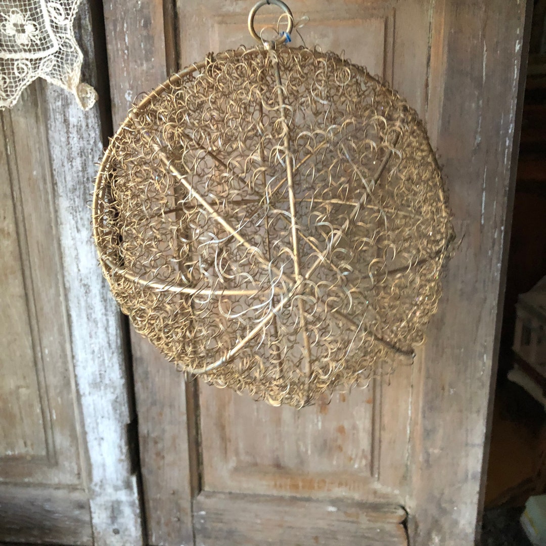 Vintage Festive Wire Globe - Etsy