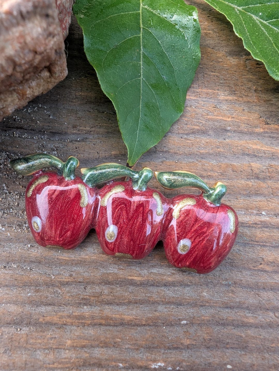 Vintage Apple Brooch Pin: Teacher Gift - Etsy