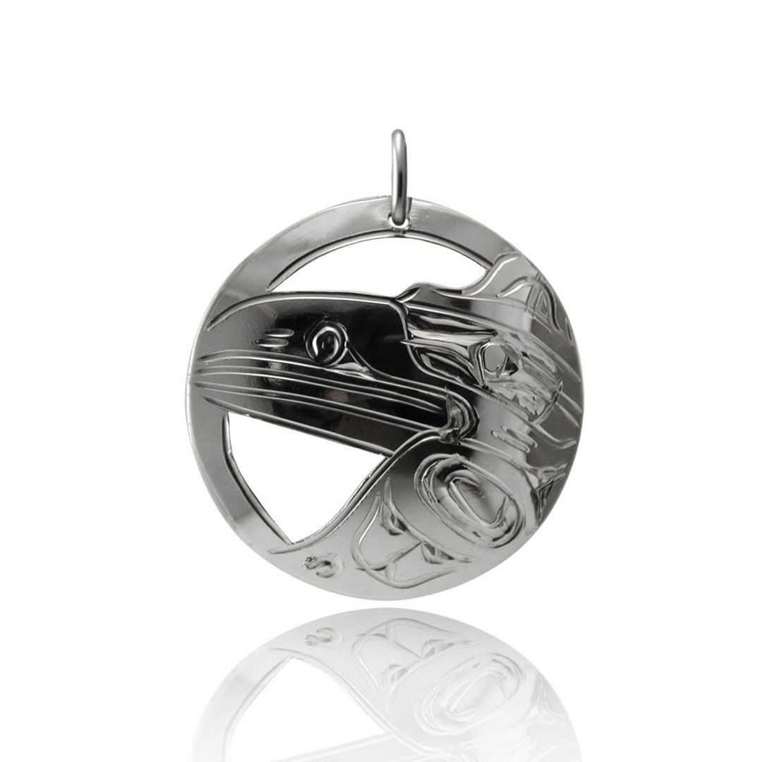 Raven Pendant, Circle in Sterling Silver Hand Engraved by First Nations ...