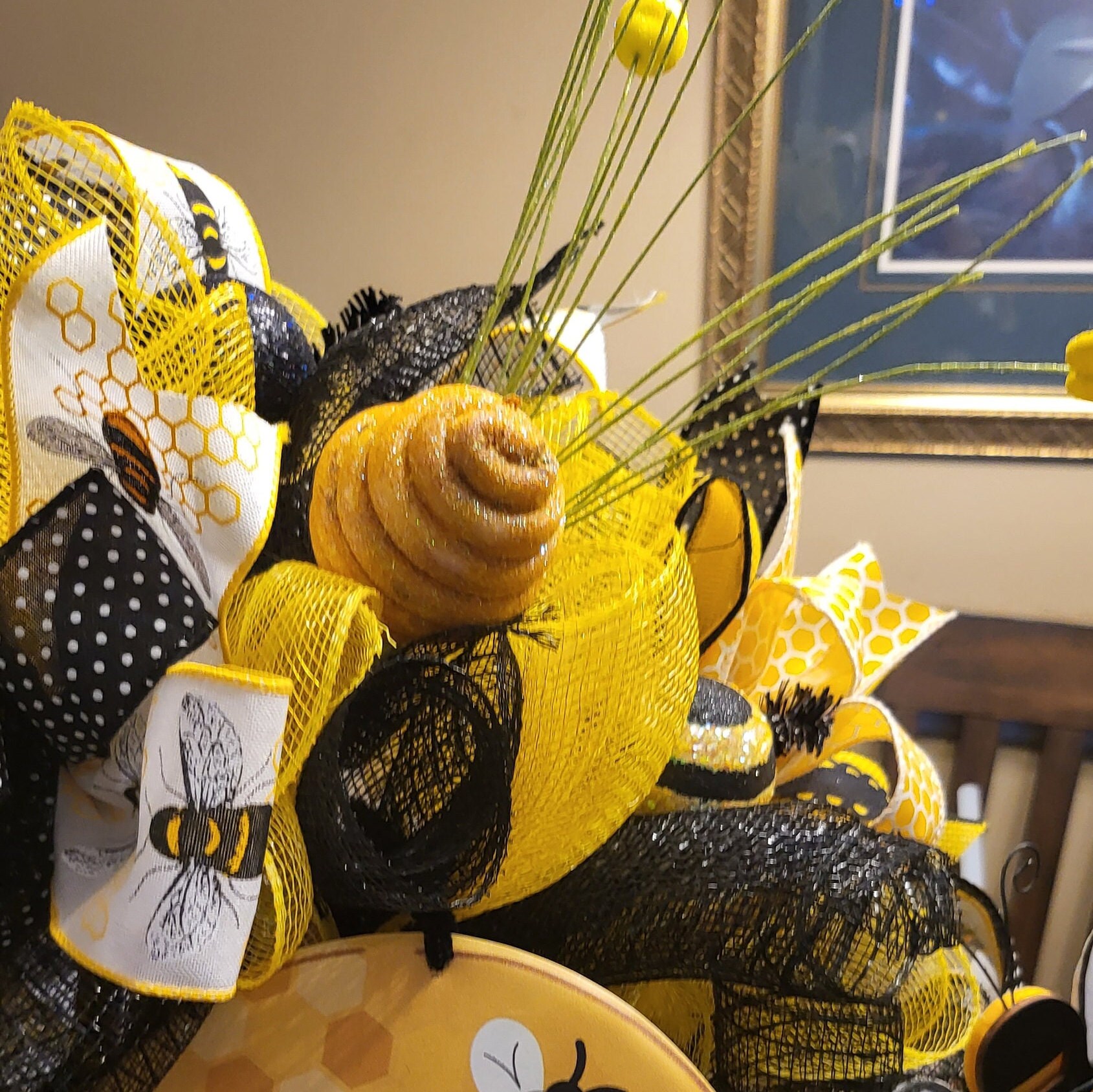 Spring Bee Wreath, Bee Hive Wreath, Summer Bee Wreath, Welcome to the ...