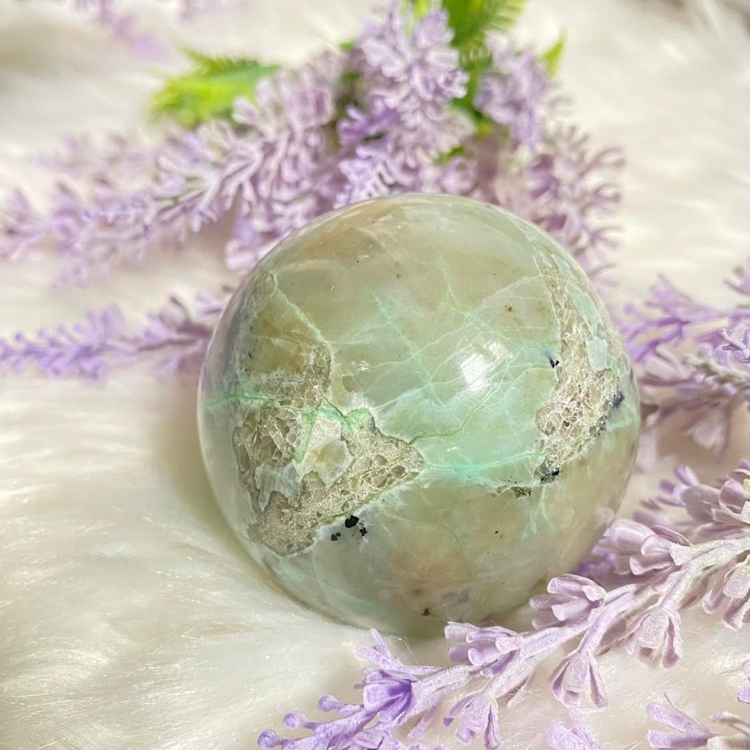 Garnierite Green Moonstone Sphere Natural Polished Garnierite - Etsy 日本