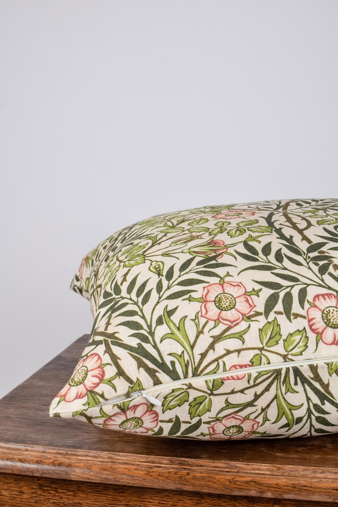 Cushion Cover, Sweet Briar, William Morris, Cushion for Sofa, Linen ...